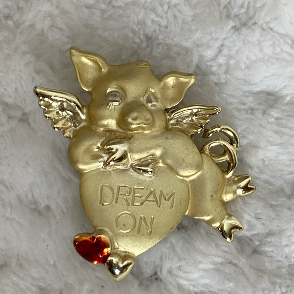 Vintage Signed Ajc Winged Pig Heart Brooch Pin - Gem